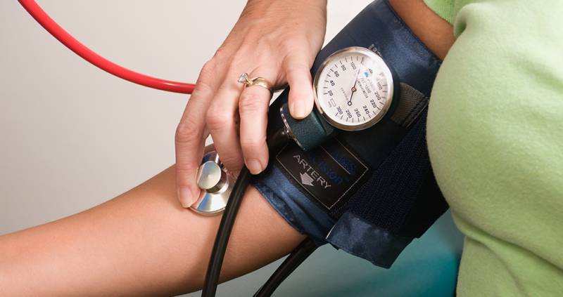 15 Ways to control high blood pressure - TheLifeKart